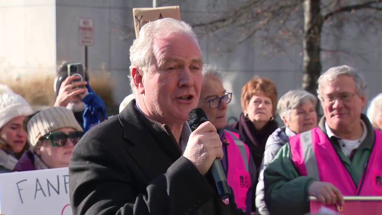 Trump-Kennedy Center: MD Sen. Van Hollen speaks at rally opposing name ...
