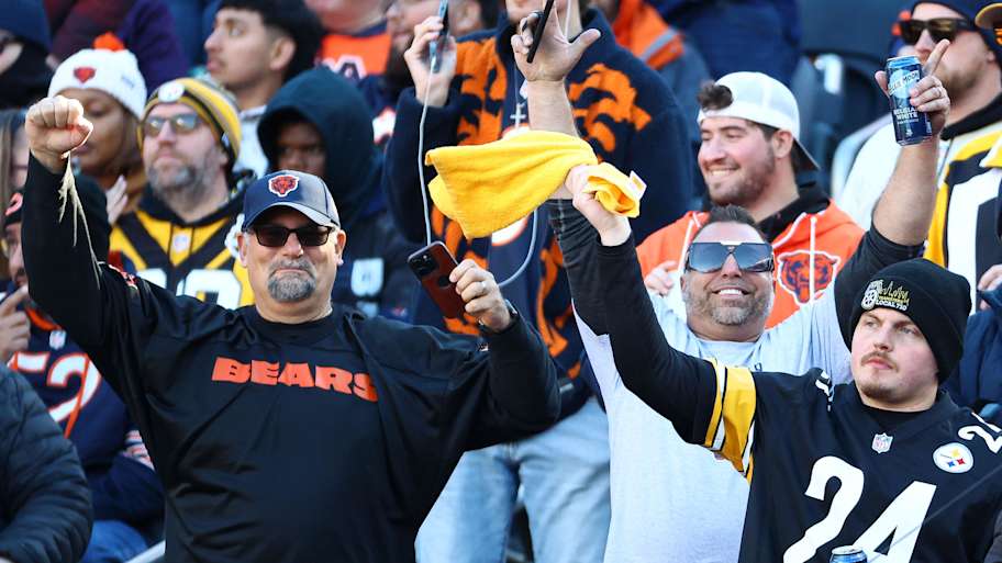 Bears borrow a page from Steelers fans to punctuate home-field edge