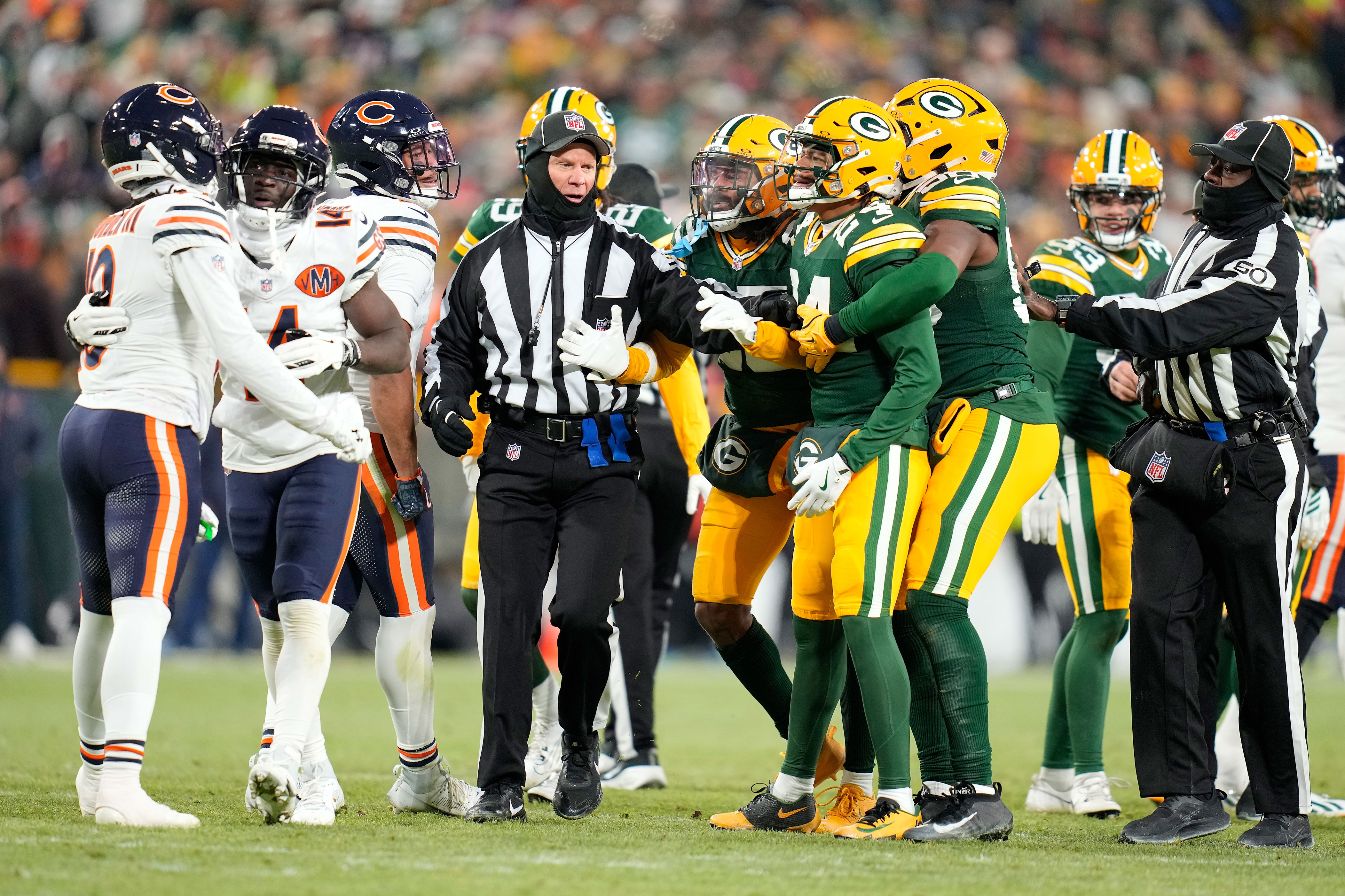 NFL Saturday live discussion: Eagles vs. Commanders, Packers vs. Bears