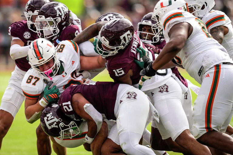 'Proved all the naysayers right': Reaction to Texas A&M's loss to Miami ...