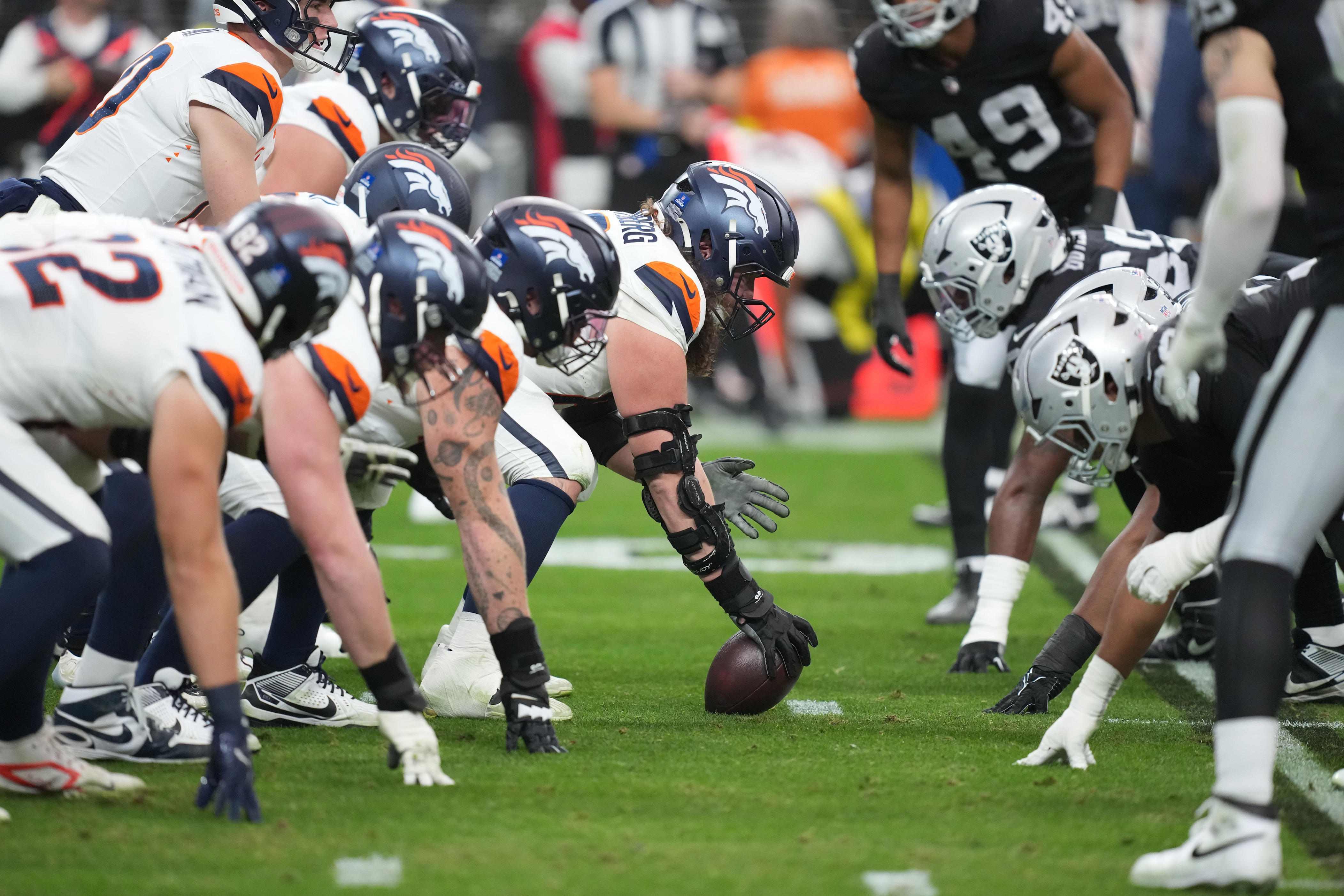 Pro Football Focus ranking of all 32 NFL offensive lines in Week 16