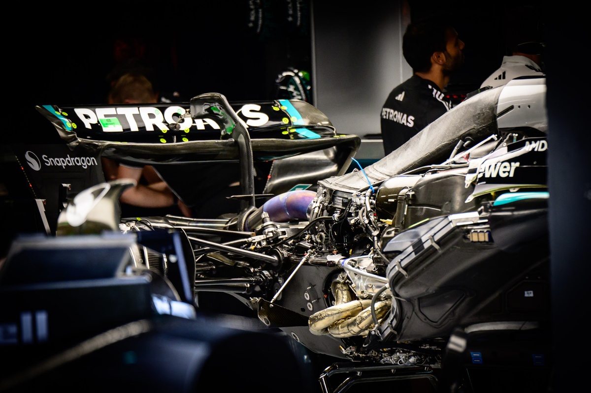 Mercedes and Red Bull under scrutiny over F1 2026 engine compression ratio