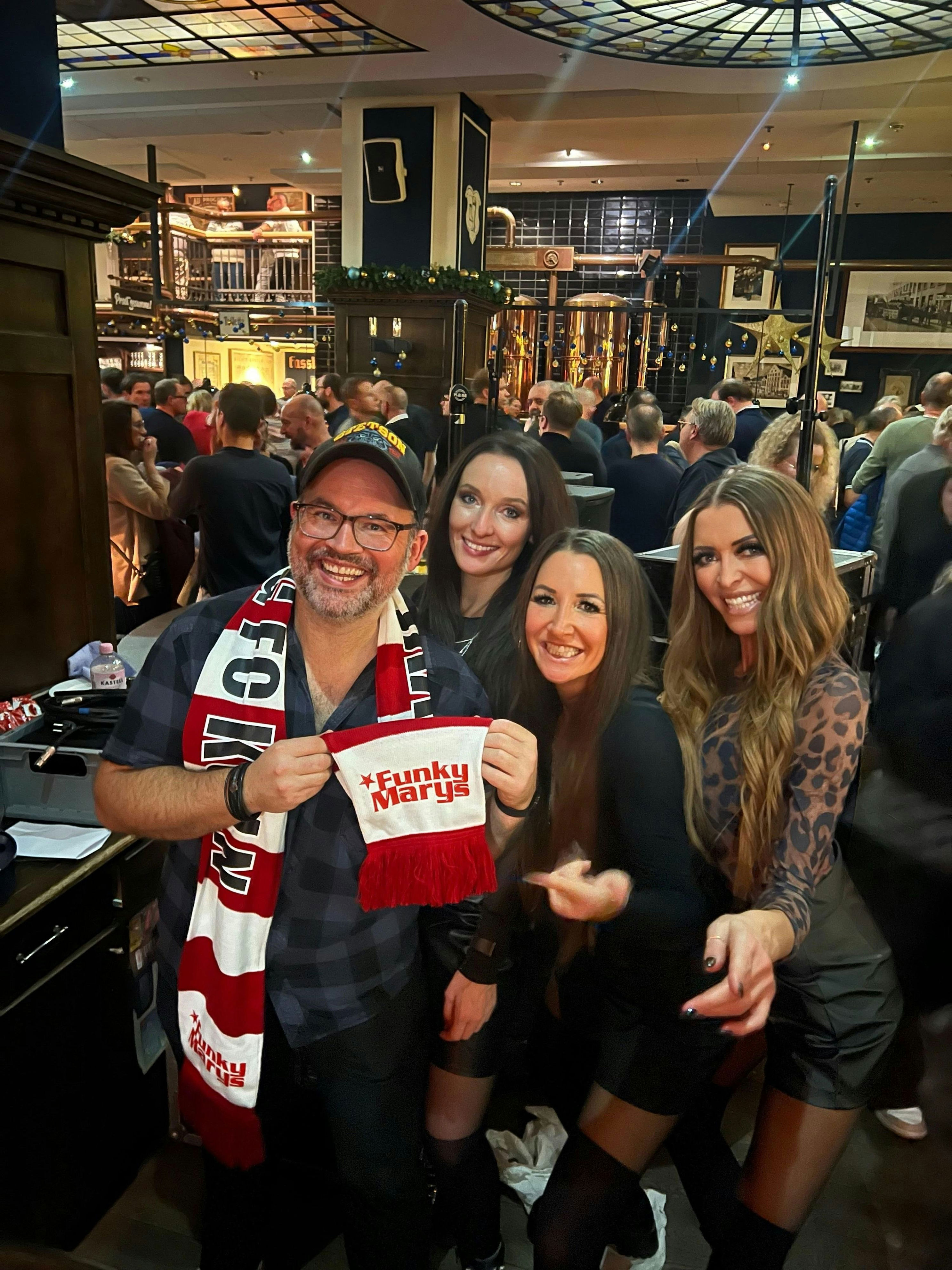 Jecke Ecke: Ostermann-Gesellschaft mit toller Ticket-Geste