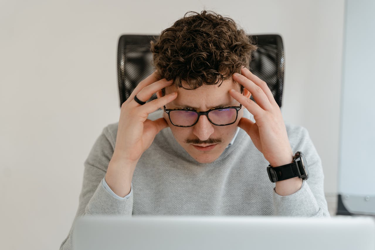 Top 10 mistakes Canadians make with OAS (and how to avoid them)