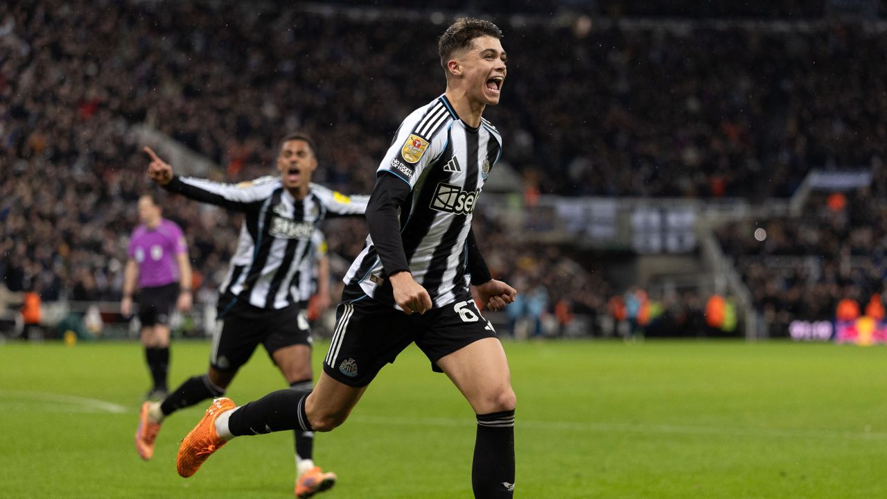 How to watch Newcastle vs Chelsea: Live stream Premier League 2025/26 ...