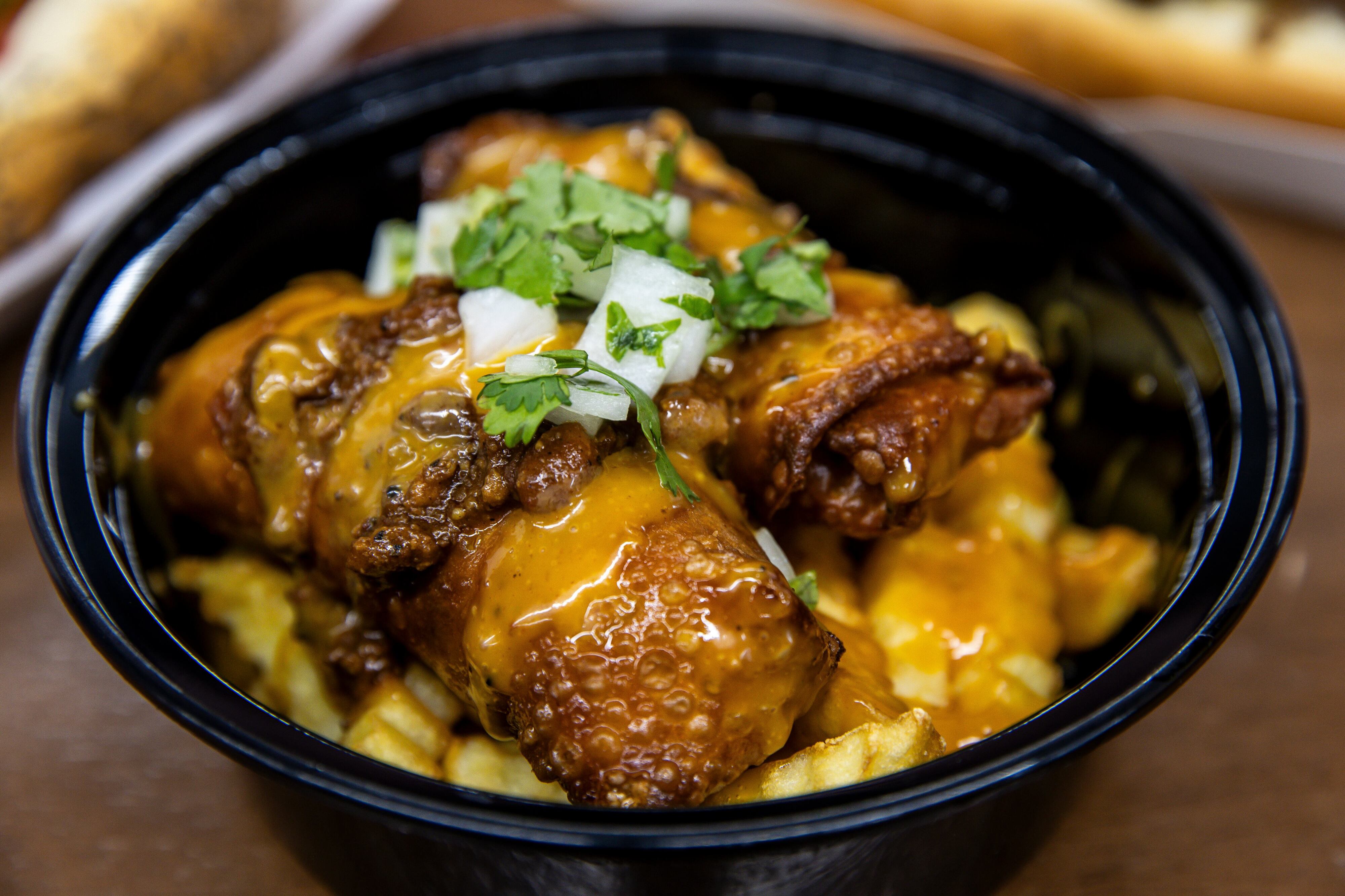 Want Chi-town flavor? Couple brings authentic Chicago-style bites to ...