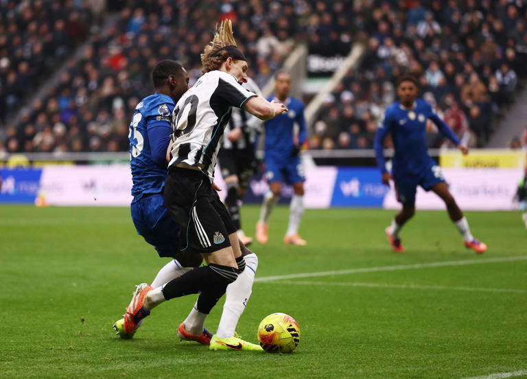 Pundits staggered as Newcastle denied 'stonewall' pen in Chelsea draw