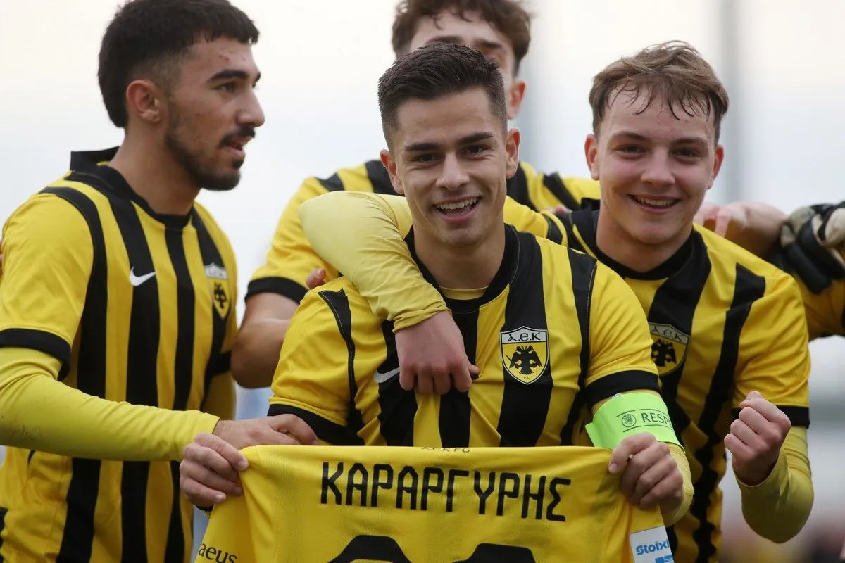 Κ19 ΑΕΚ: Ο Παλαιολόγου σκόραρε κόντρα στην ΑΕΛ Novibet και αφιέρωσε το ...