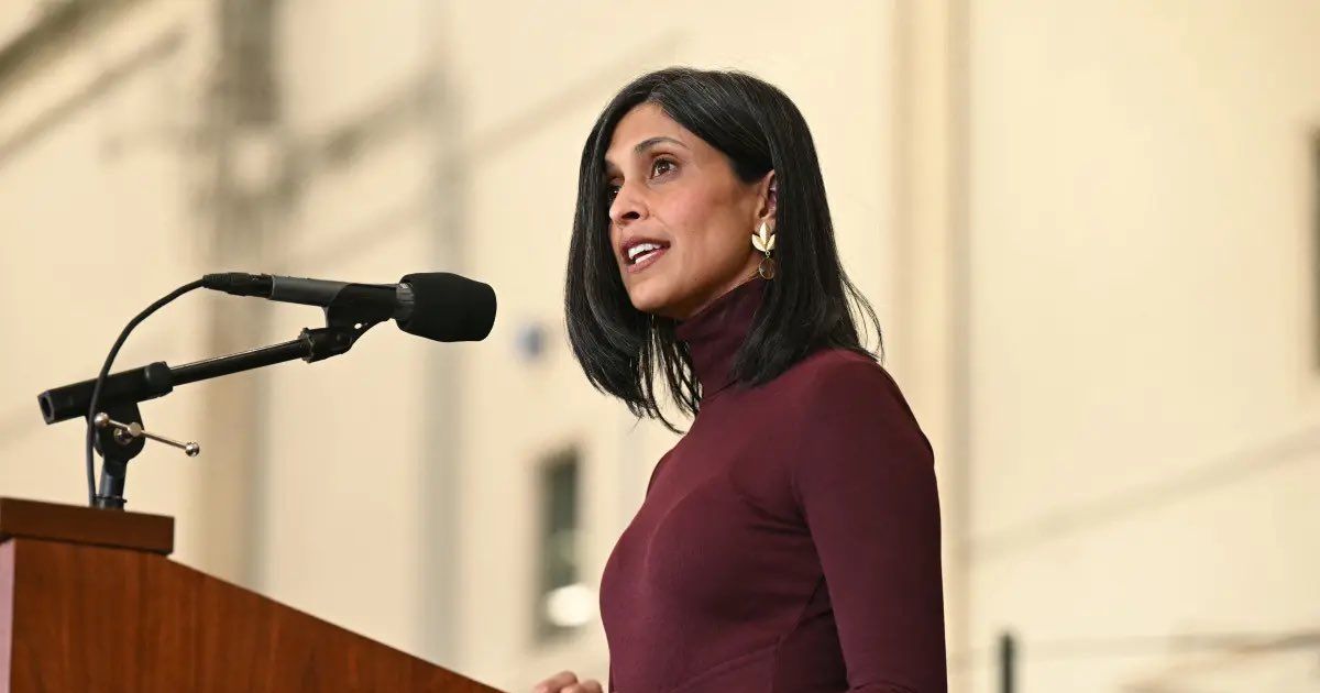 Usha Vance’s rare high school photos prove her grace was always effortless