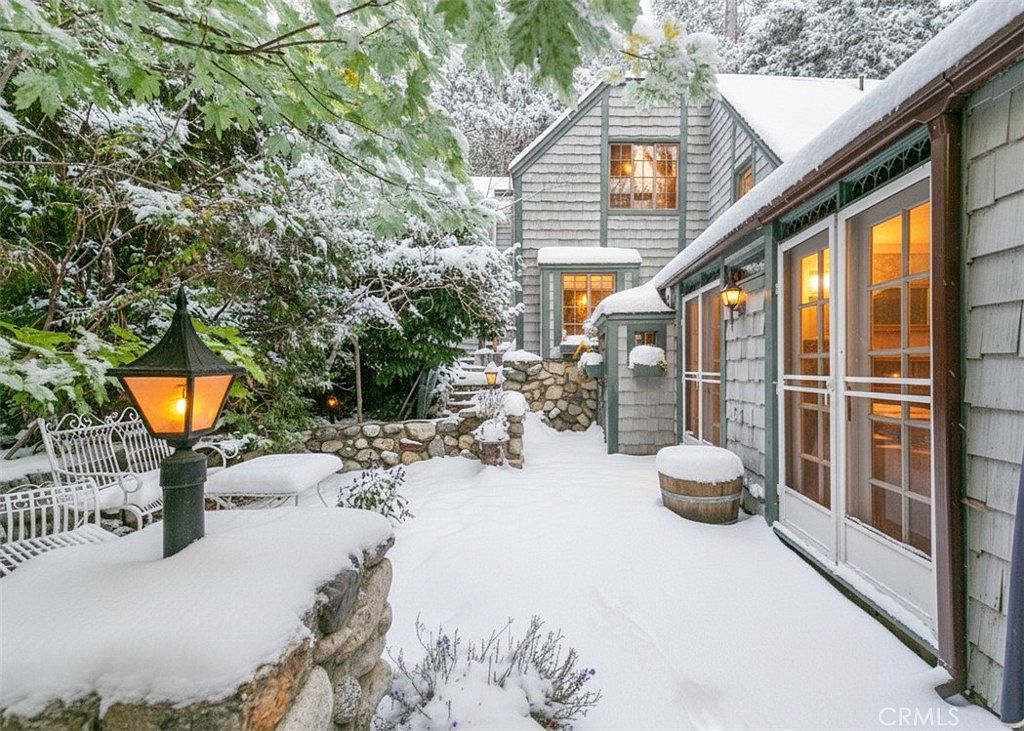Enchanting 1928 Greystone Manor in Crestline, California, featuring 90 ...
