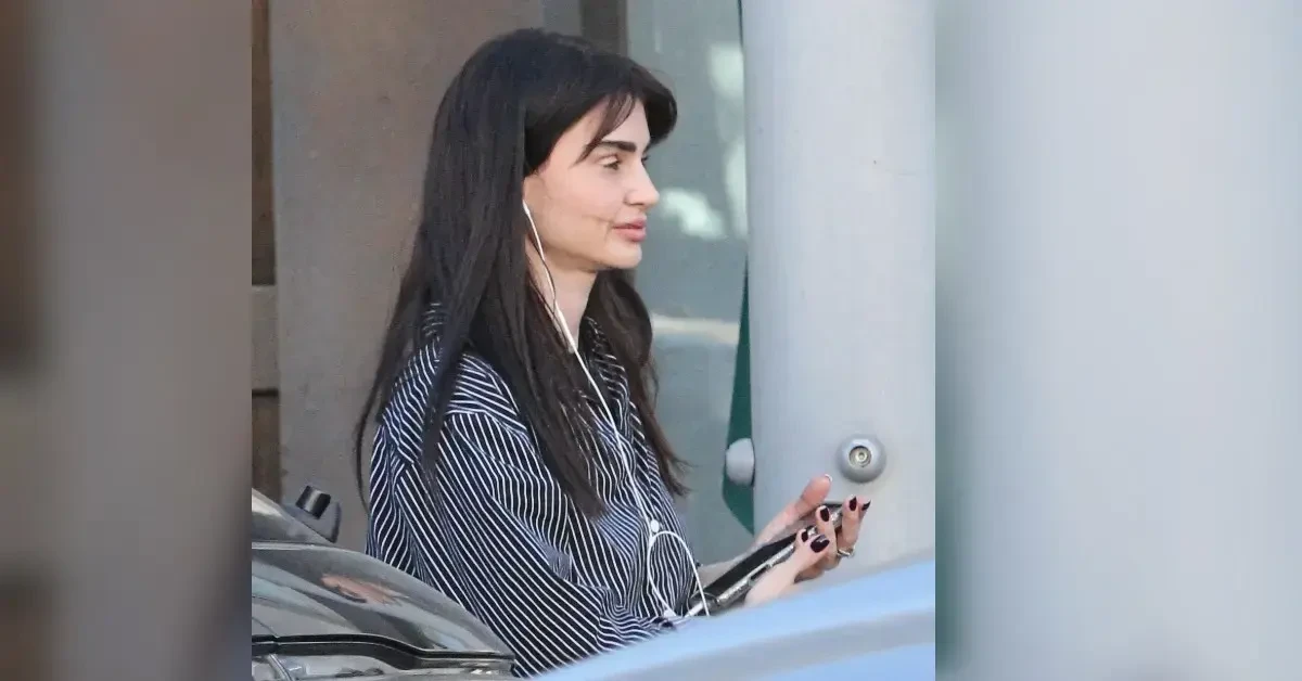Ozzy Osbourne's family 'seething' over rocker's publicity-shy daughter ...