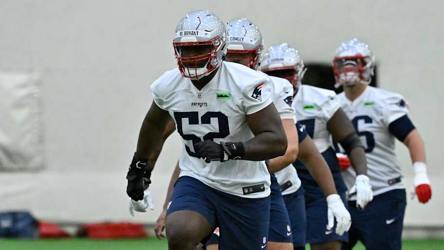 Mike Vrabel Explains Why Patriots' Marcus Bryant is Healthy Scratch