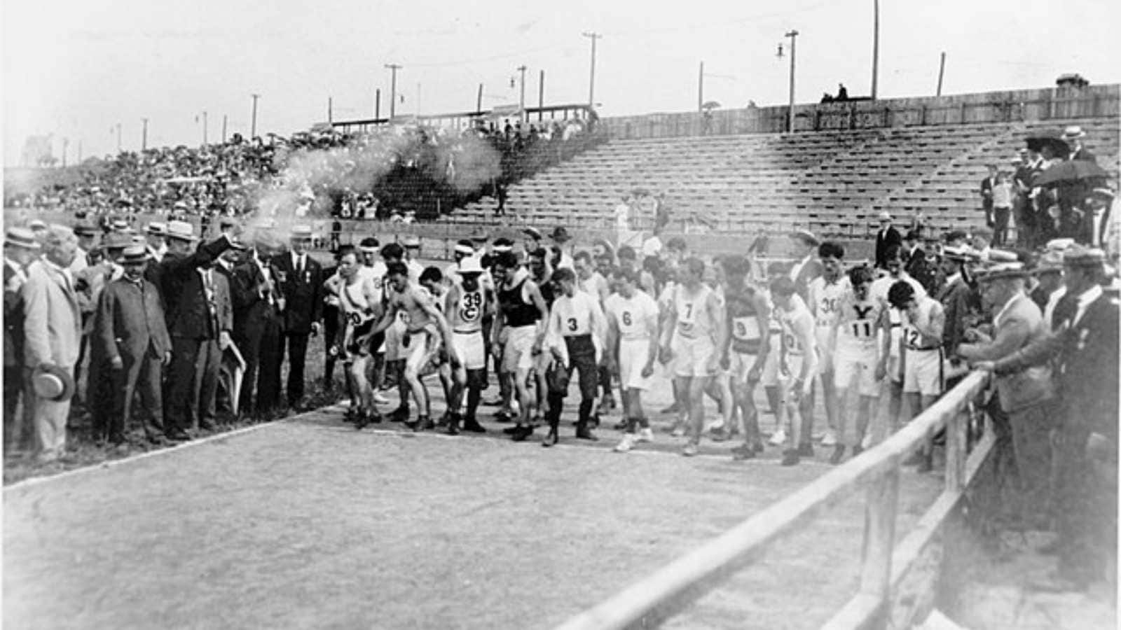 9 historical events so bizarre they defy all logic and reason