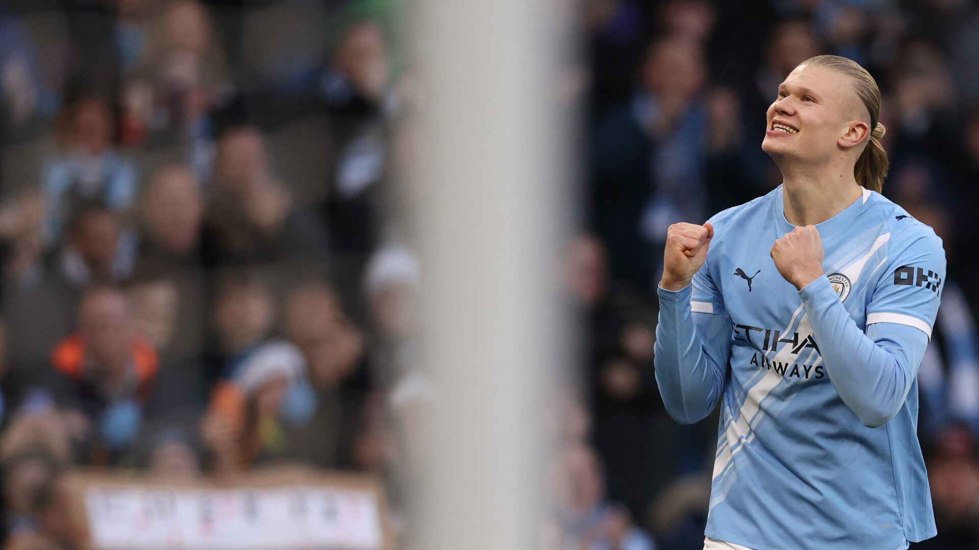 Manchester City 3-0 West Ham: Haaland powers City to the top