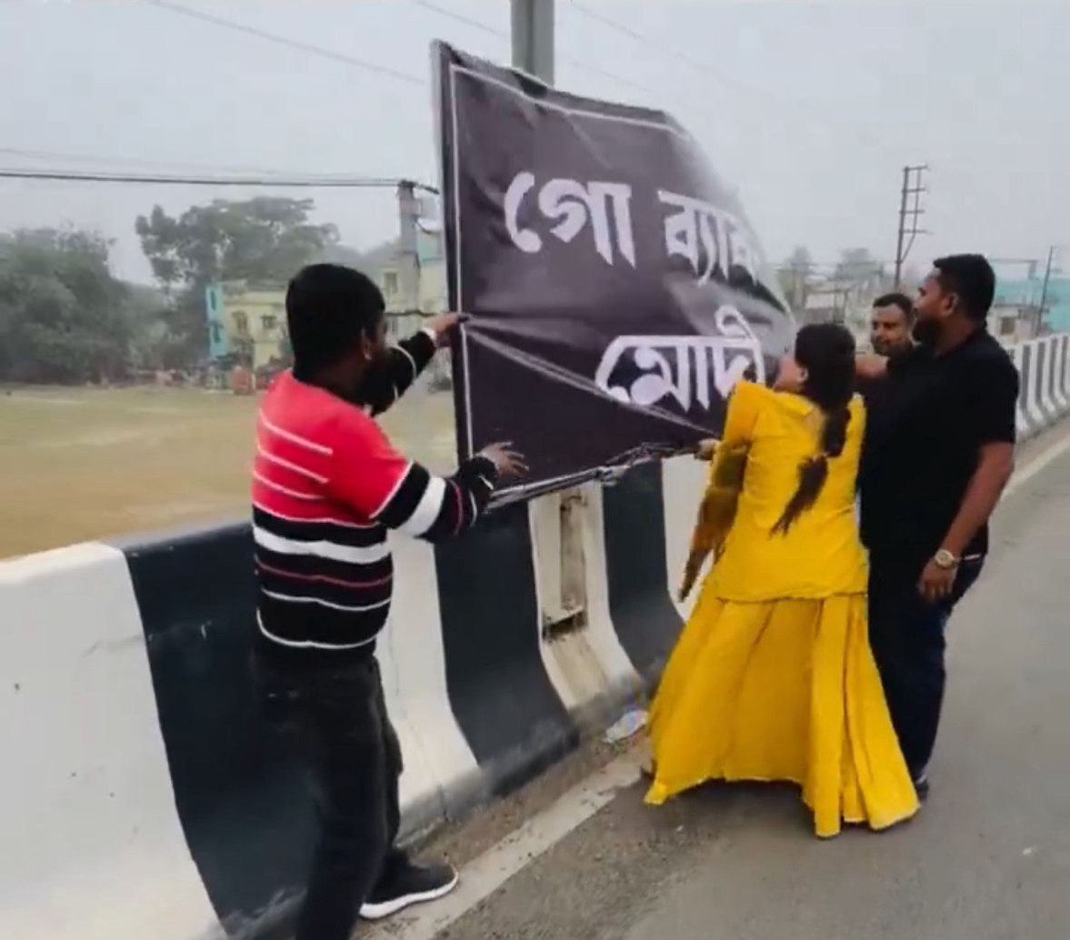 PM Modi's West Bengal rally hit by fog, 'go back' protests and ...
