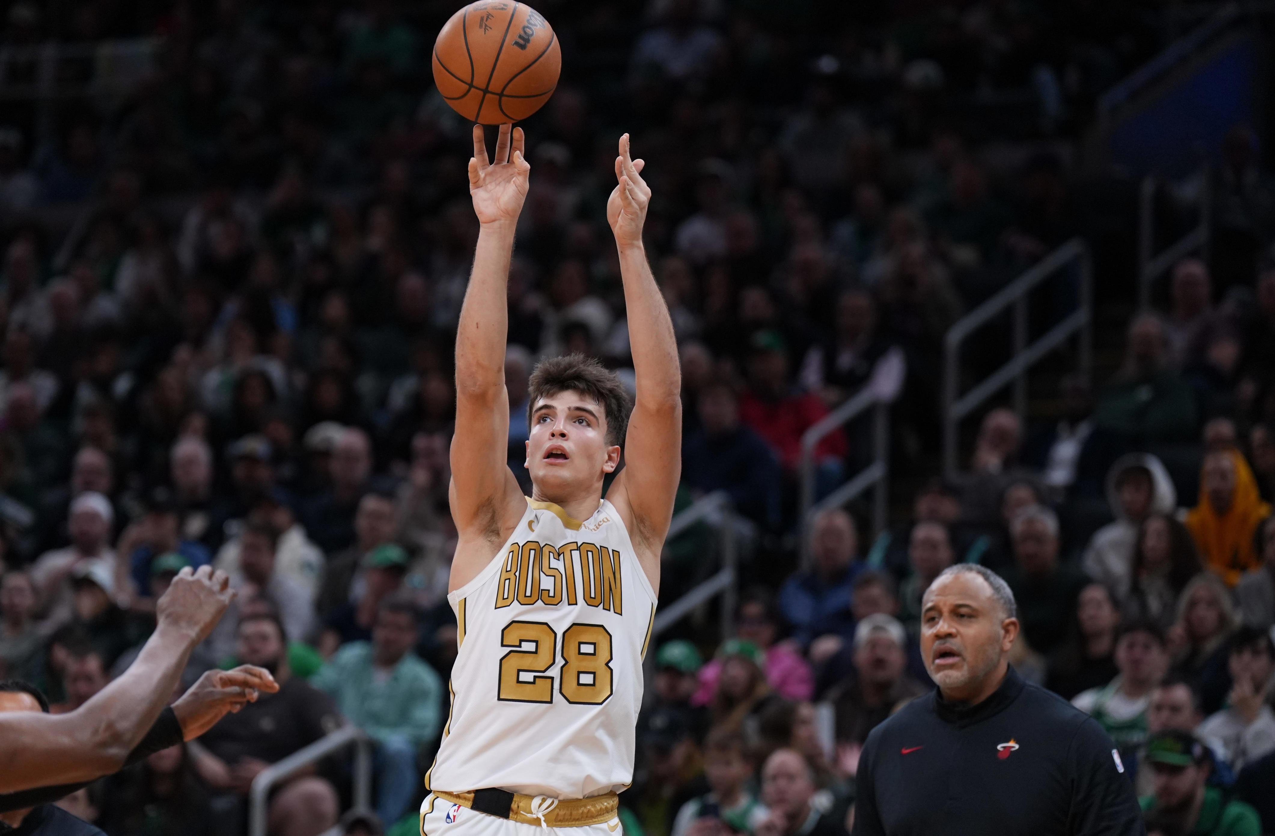 Boston Celtics at Miami Heat: Stream, lineups, injury reports ...