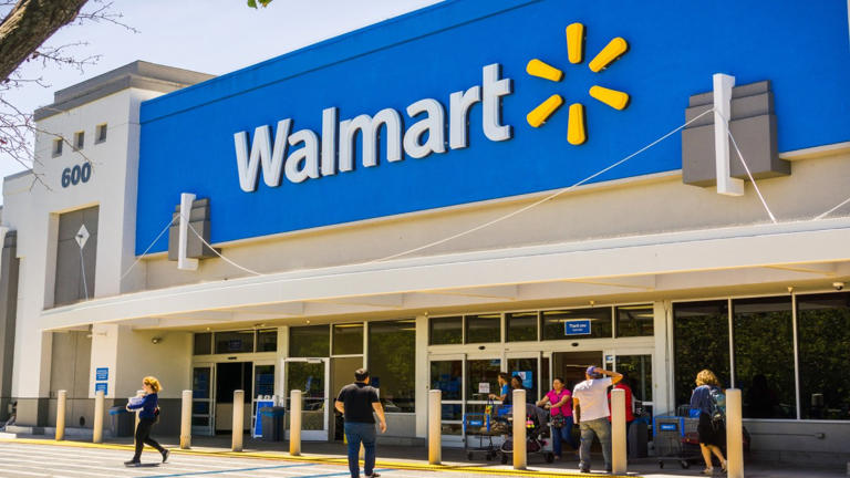 Walmart expands drone delivery to compete with Amazon for customers