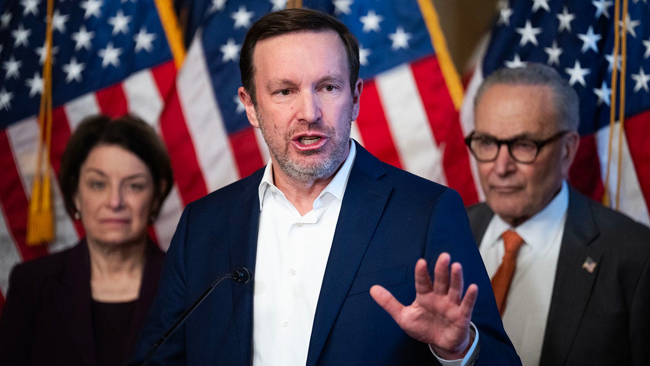 Sen. Murphy warns 'people are going to die' as Congress punts on ...