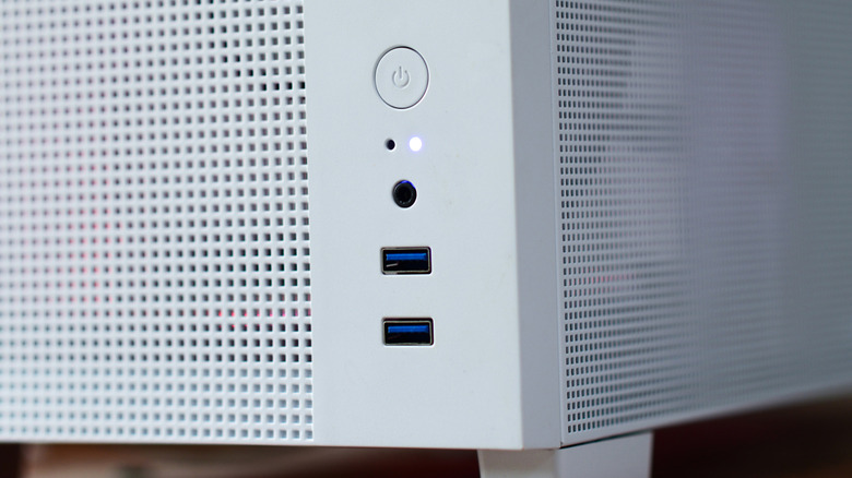5 of the best uses for your computer's empty USB ports