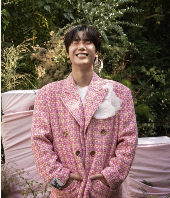 MBLACK Mir expressed his feelings about a private wedding today (21st ...