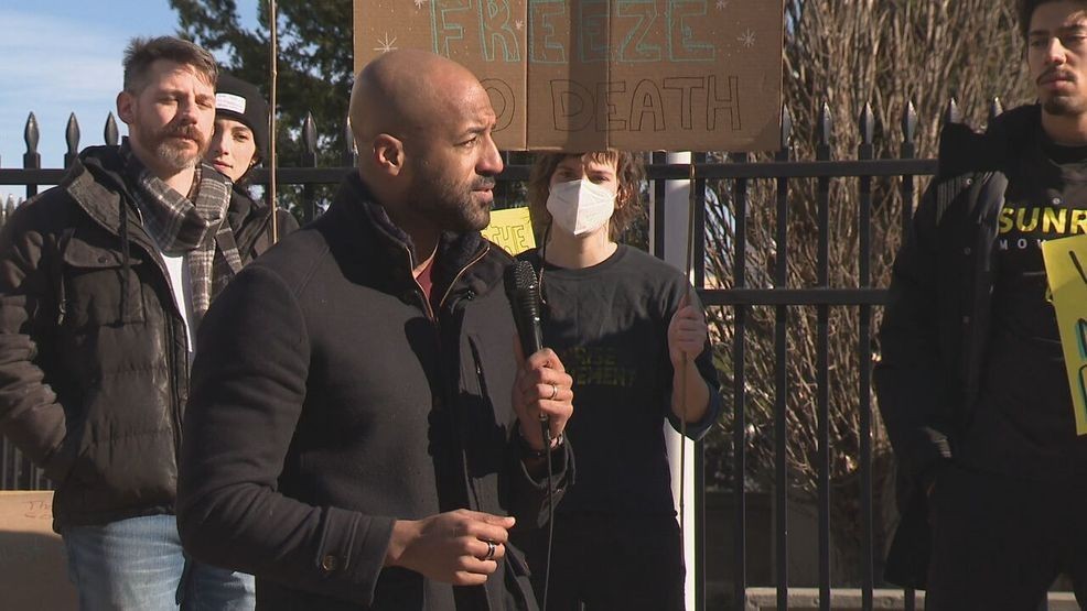 Baltimore residents rally with Councilman Mark Conway over BGE utility ...