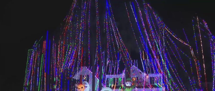 Holiday lights spectacular: Cary man’s viral light display raises funds ...
