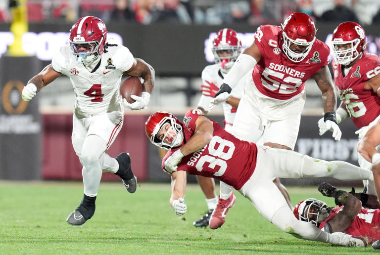 Aside from Alabama comeback, CFP first round lacked entertainment