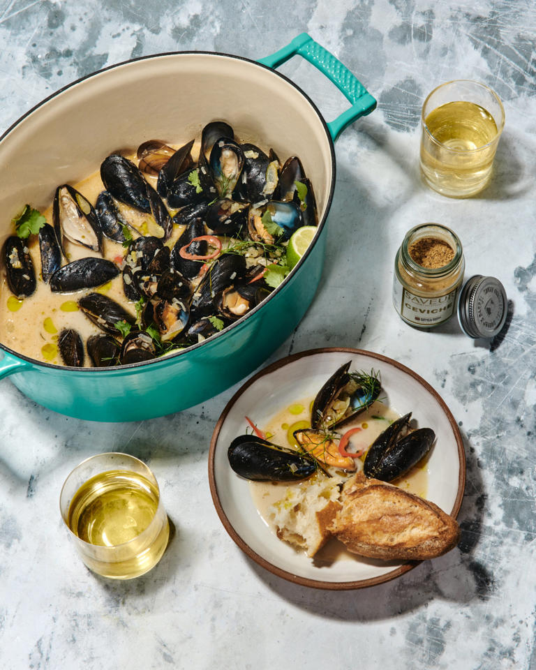 Mussels with coconut milk, fennel, and lime