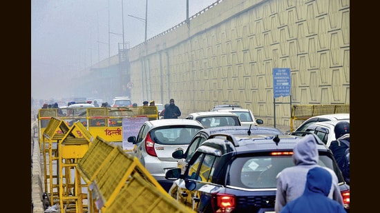 Delhi HC declines plea against non-BS-VI vehicle entry ban, cites SC ...