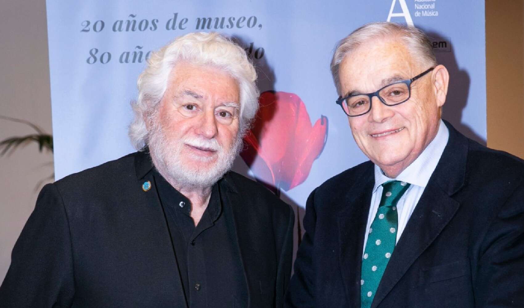 Cristóbal Gabarrón, acordes de una vida: veinte años de museo, treinta ...