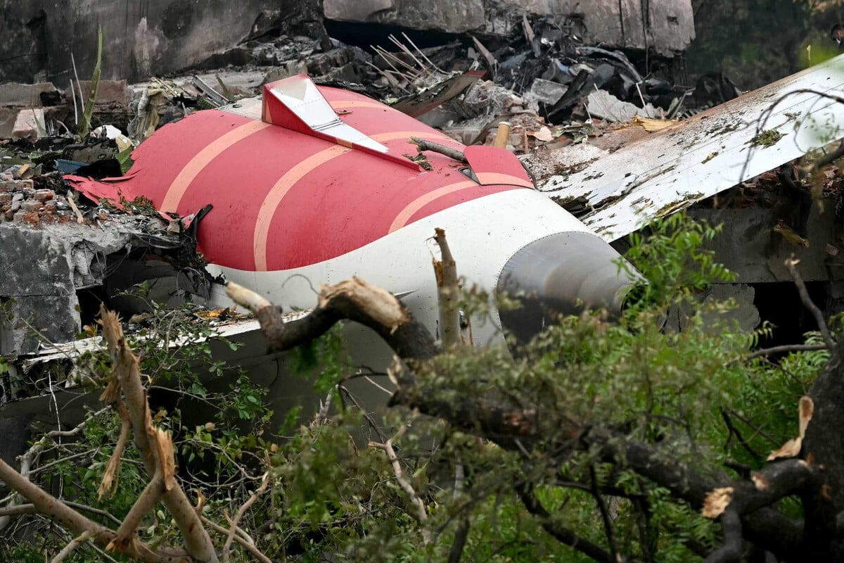 Black box recovered from India plane crash that killed 265 as new ...