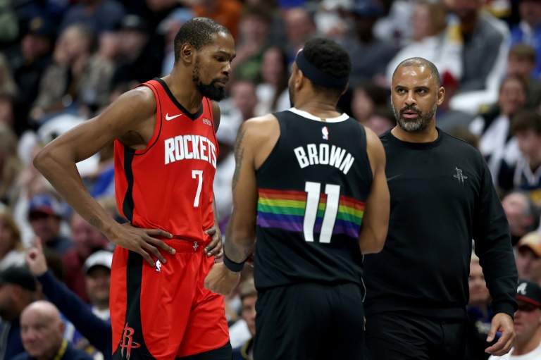 Durant shines as Rockets avenge Nuggets loss