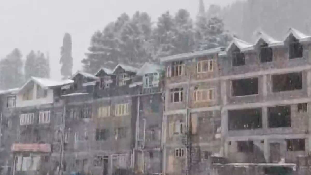 Kashmir sees first snowfall and rain, ending prolonged dry spell in ...