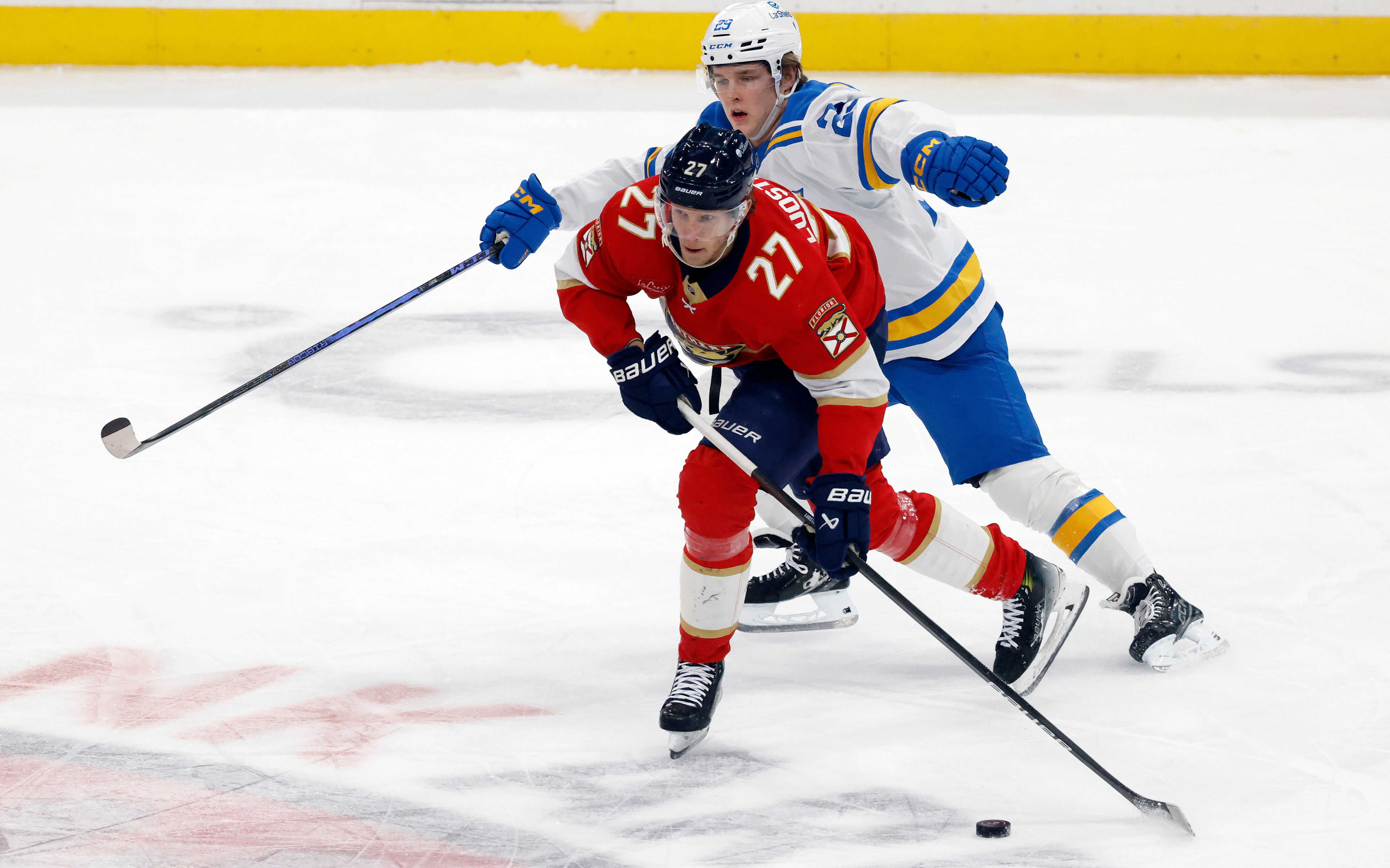 Neighbours and Thomas score twice to lead the Blues over the Panthers 6-2