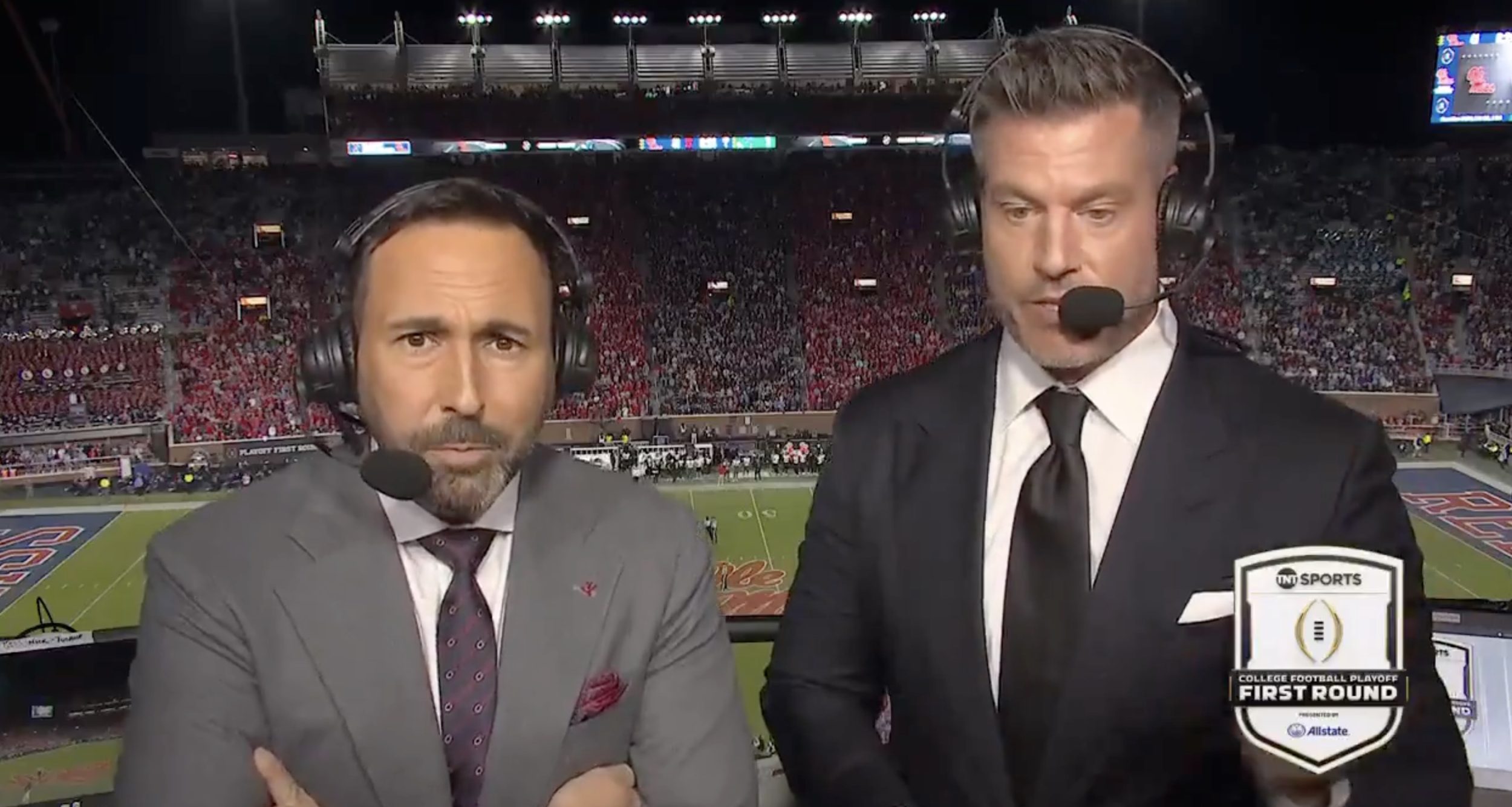 ESPN announcers want to see CFP change