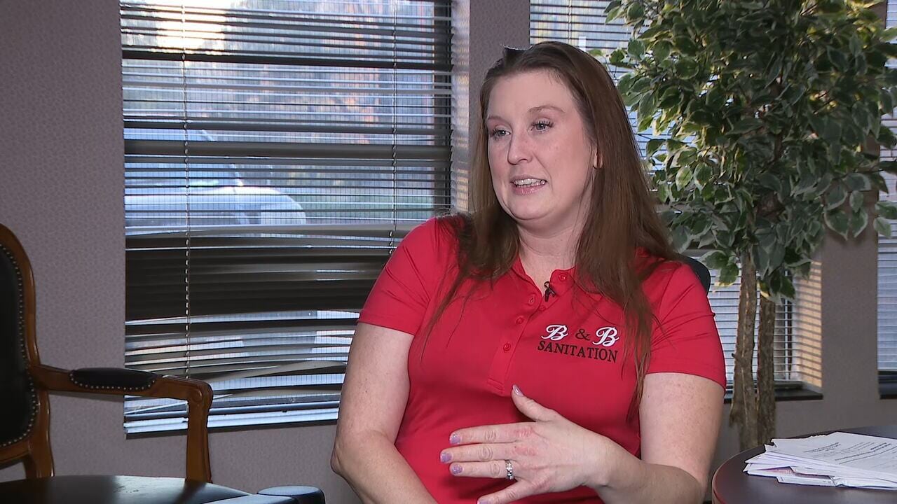 Sanitation co. owner apologizes after weeks of missed pickups