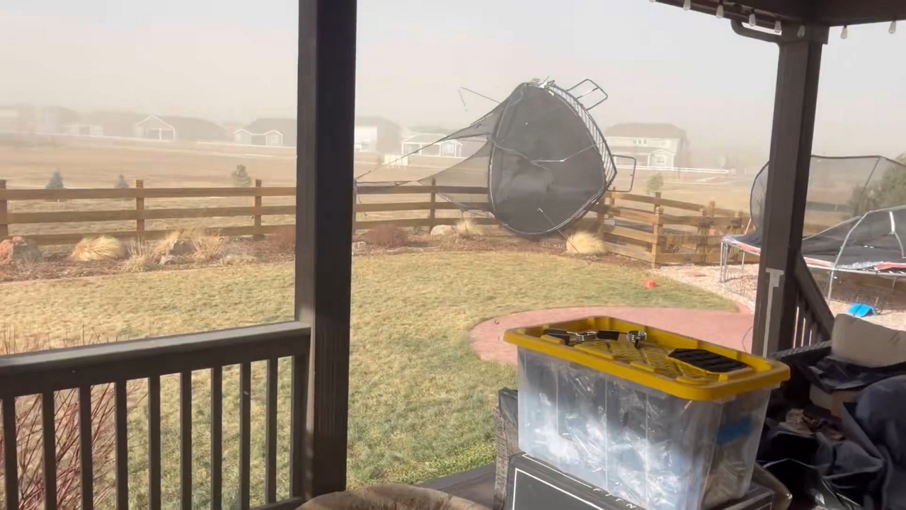 Powerful winds send backyard trampoline flying in Colorado, USA