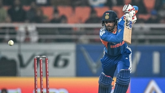 Sunil Gavaskar sympathises with Jitesh Sharma over T20 World Cup ...