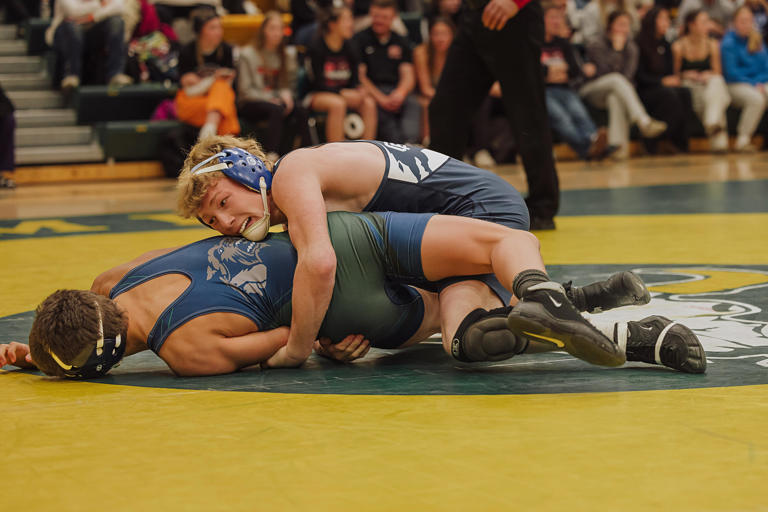 Four Great Falls wrestlers earn CMR Holiday Classic titles