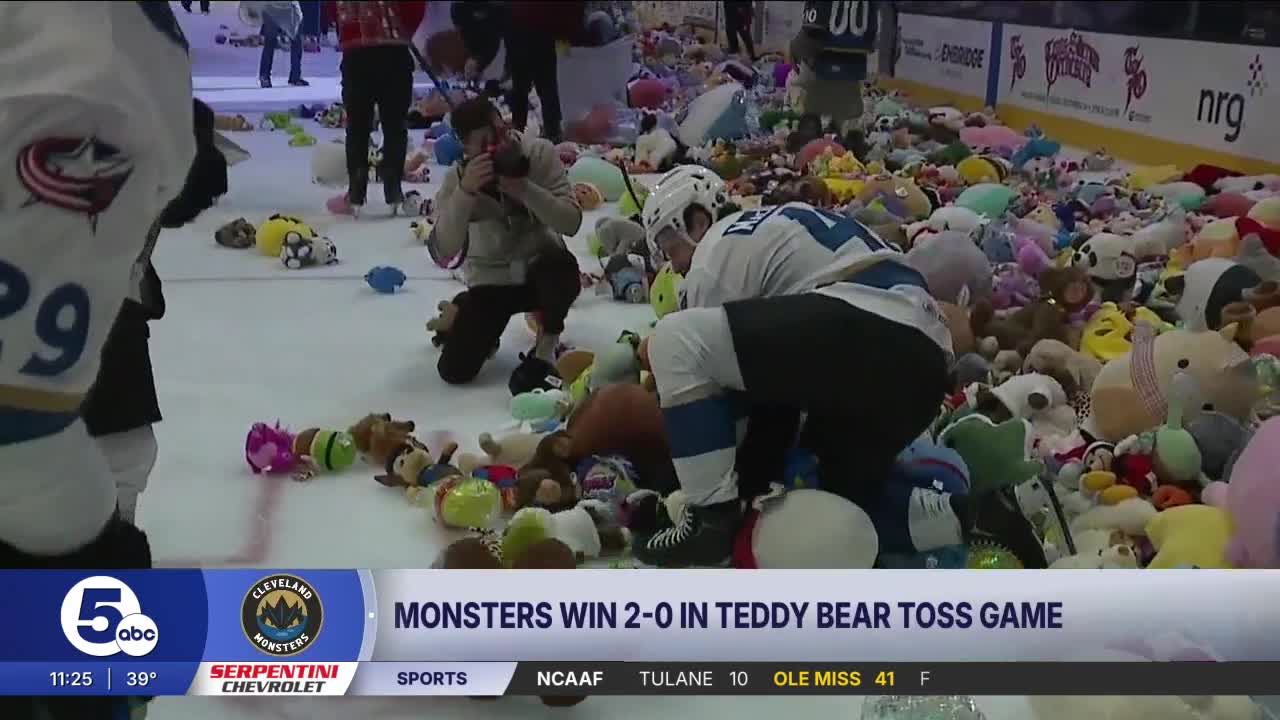 Cleveland Monsters collect over 30,000 stuffed animals in Teddy Bear ...