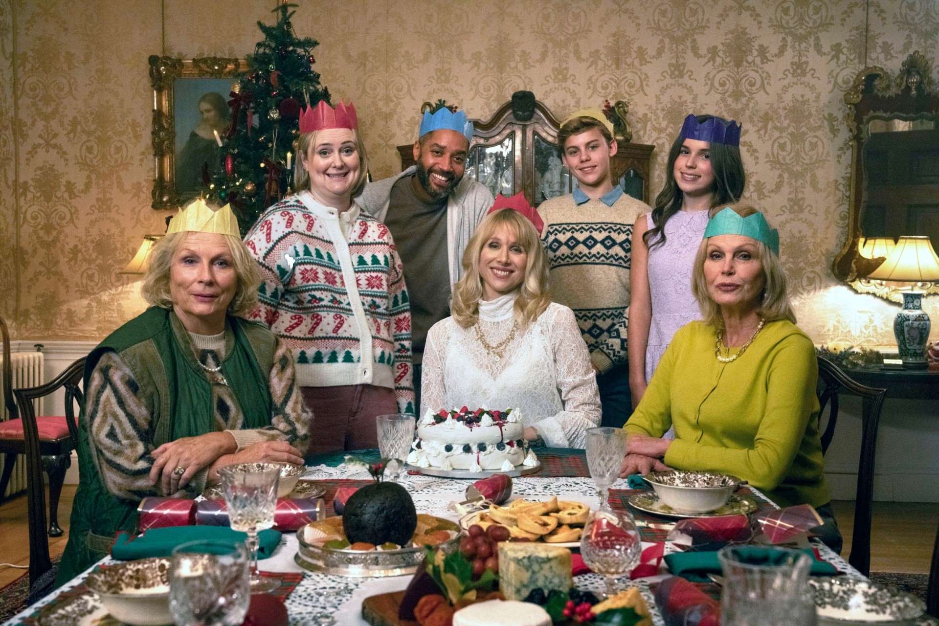 AbFab stars' reunion brings 'pure Christmas magic'
