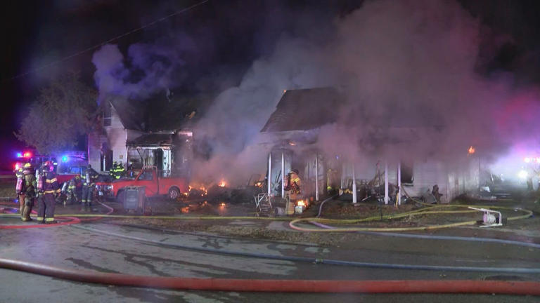 2 people, 1 dog involved in double house fire in Cape Girardeau; cause ...