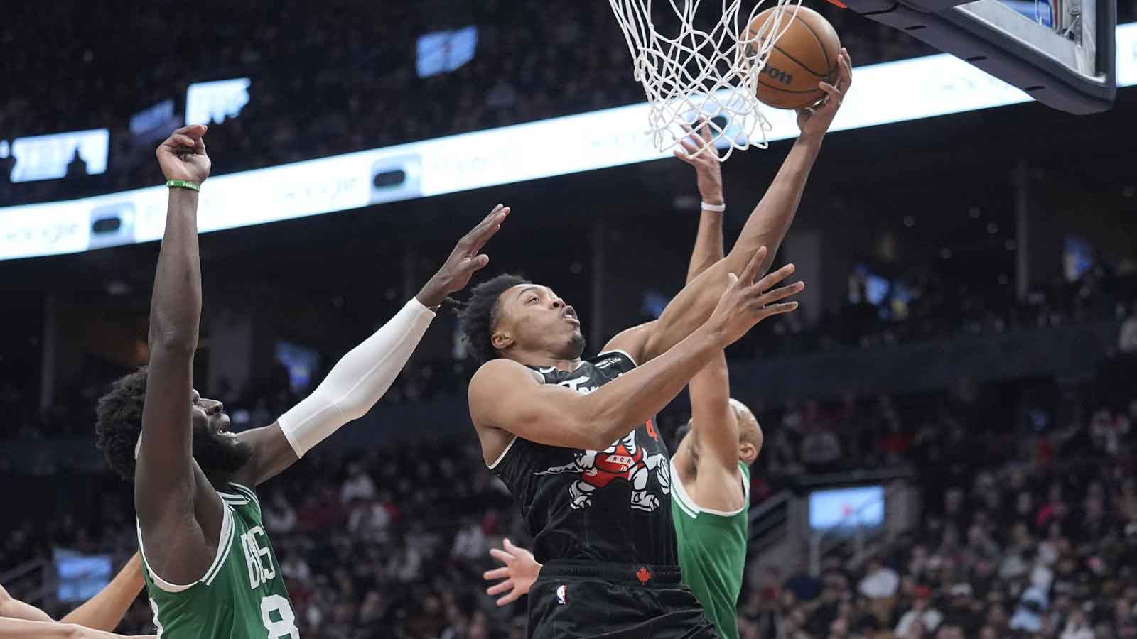 Raptors’ Scottie Barnes makes Celtics pay with 2nd-chance slam