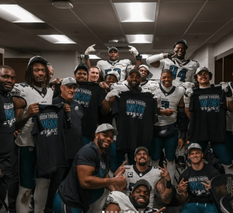 Eagles clinch back-to-back NFC East titles with win over Commanders