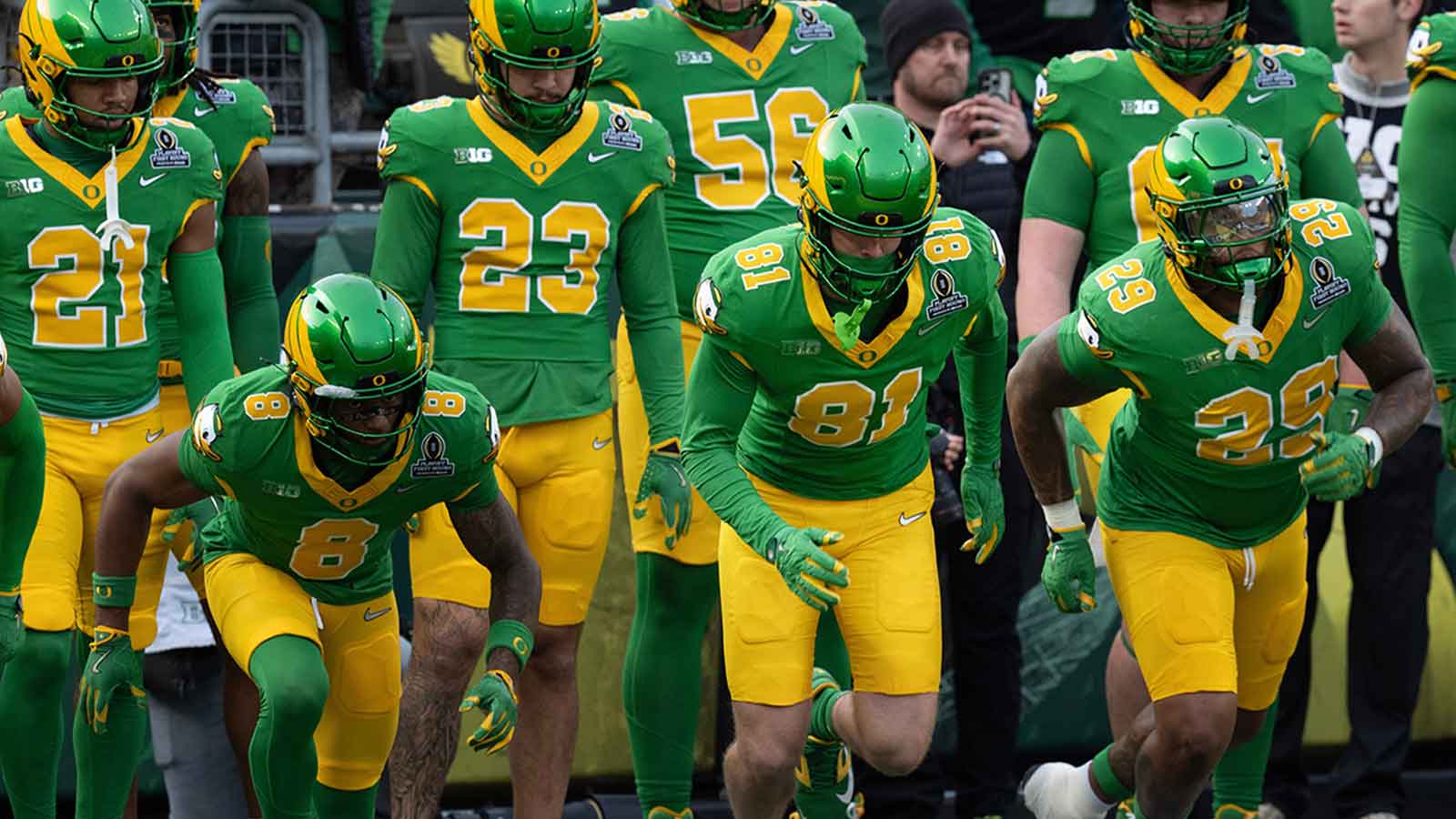 Fans beg for mercy after Oregon dominates James Madison in 1st half of ...