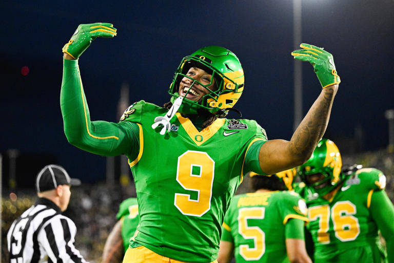 Four Ducks named players to watch in 2027 NFL Draft class