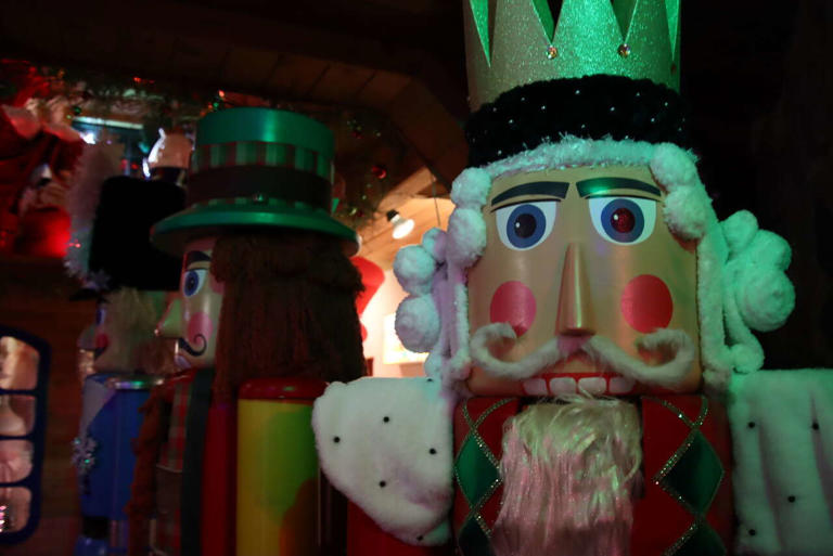 Santa House brings holiday cheer to downtown Midland