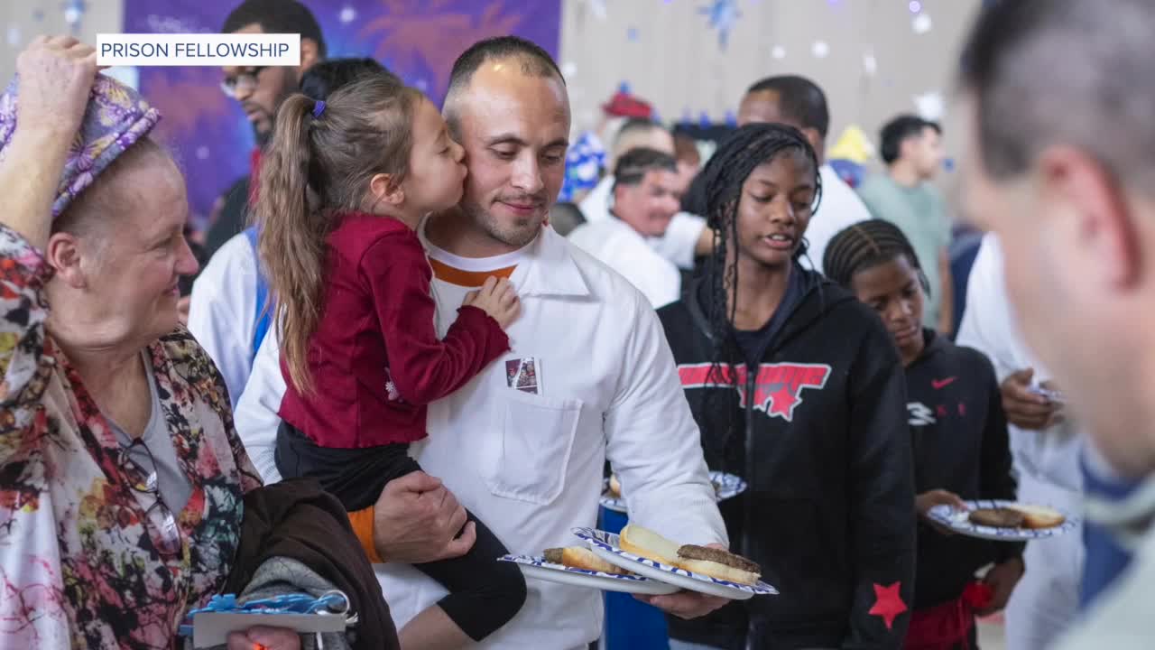 Angel Tree Christmas program supporting children of incarcerated ...