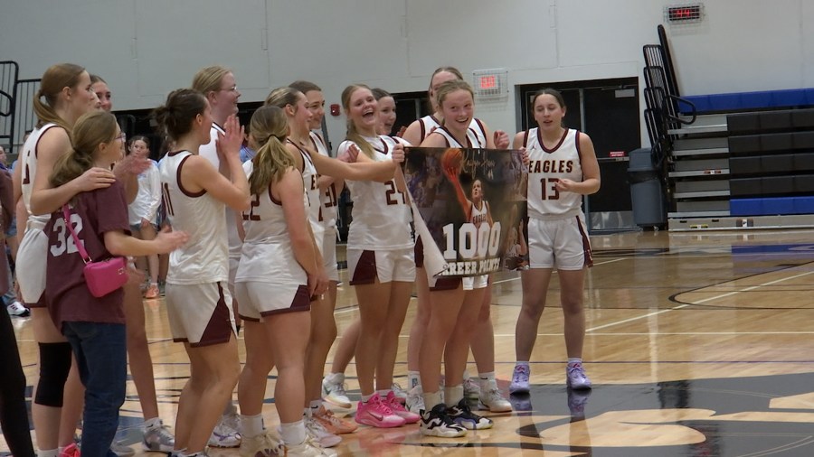 Silver Lake girl’s basketball wins “Flurry on Flush” tournament