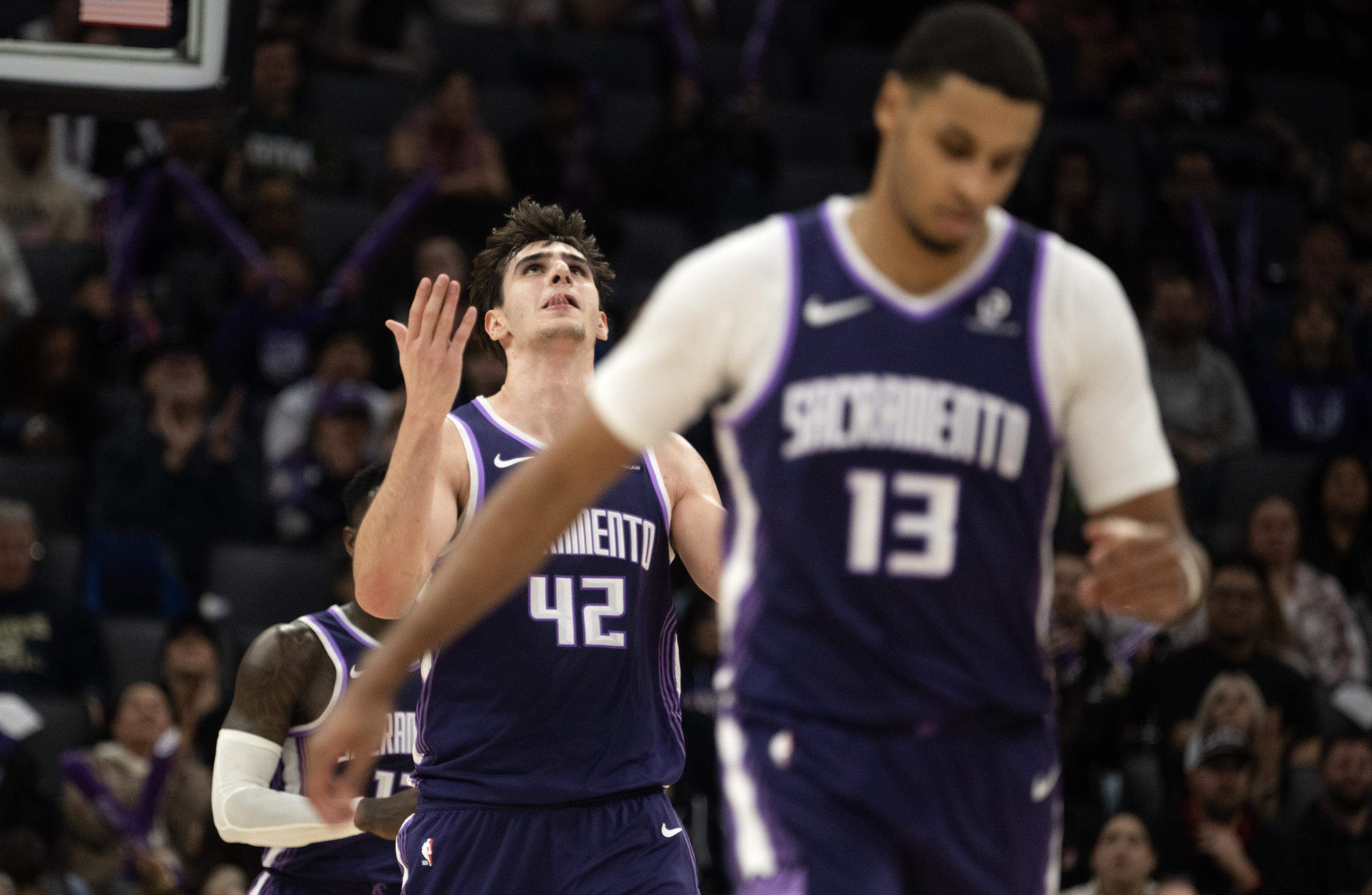 Kings fall to bottom of Western Conference with another loss to Blazers